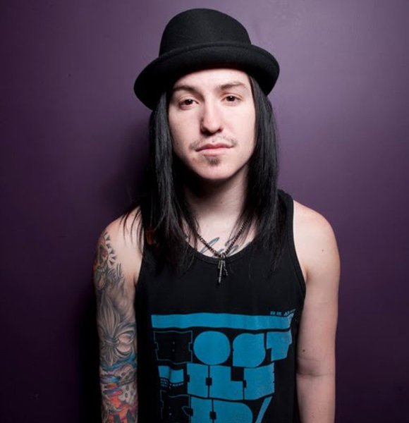 Craig Mabbitt Net Worth, Wife, Children, Family, Height