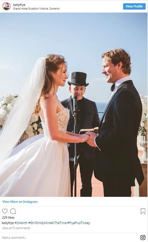 Kelly Frye Age To Family; Actress' Married Life Status, Husband Split?