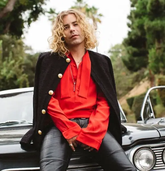Mod Sun Age, Dating, Girlfriend, Split, Bella Thorne, Net Worth