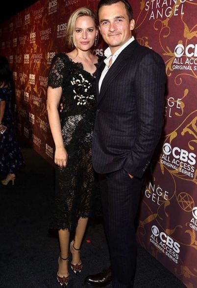 Stranger Things's Aimee Mullins Husband & Married Life