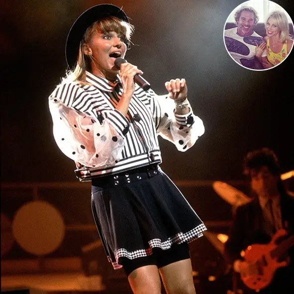 Beautiful Singer-Songwriter Debbie Gibson: Is She Married? Or Has a ...