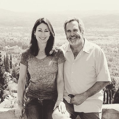 Dan Fouts Settles Happily With Wife After Getting Married For The ...