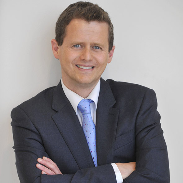 What's Gone Wrong With BBC Presenter Mike Bushell? His Wife, Divorce ...