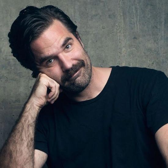 Stand-Up Comedian Rob Delaney's Wife: Funniest Person For Him. Meet the ...