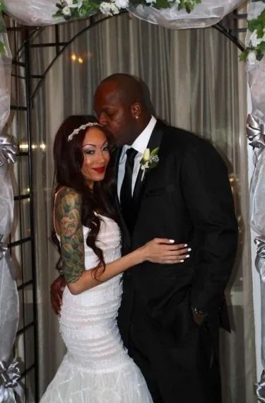 What Happened Between Terrell Suggs & His Wife? Relationship Details
