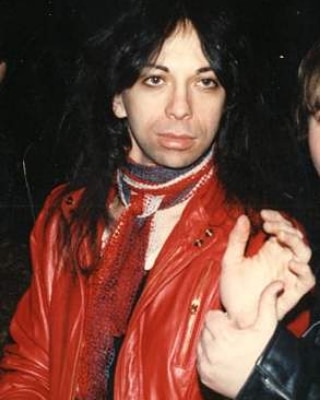 What Did Vinnie Vincent's Daughters Hid? More on His Net Worth