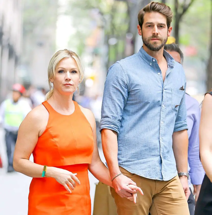 Here's How Dave Abrams & Jennie Garth Saved Their Married Life