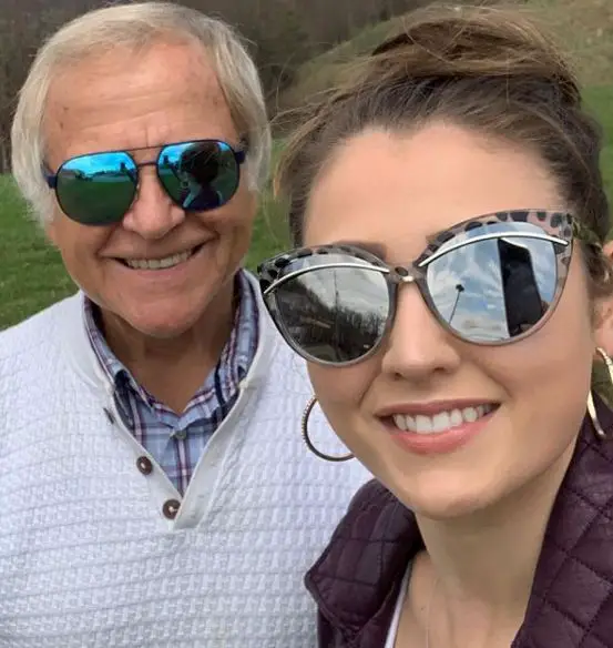 Who Is Jan Lewan Wife? Son, Today, Pope