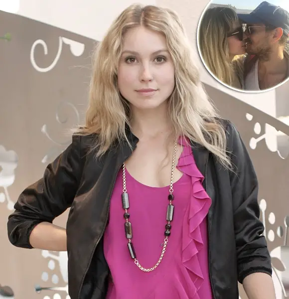 Sarah Carter Is Married And Has A Husband! Bonus: She Is Also Pregnant