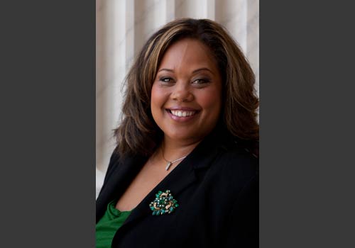 Has Tara Setmayer Included Her Husband In Her Bio? Keeps Married Life ...
