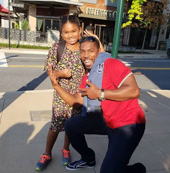 Jonathan Vilma Wife & Married Details, Net Worth, Family